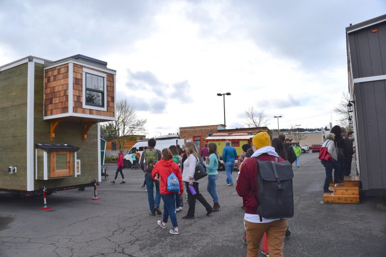 9棟のタイニーハウスから読み解く、住む人の思い｜「タイニーハウスカンファレンス2017」レポートVol.2 | YADOKARI.net